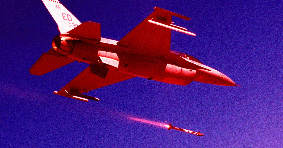 Air Force Missed UFO With $400,000 Missile, Had to Use Another One Air Force Missed UFO With $400,000 Missile, Had to Use Another One